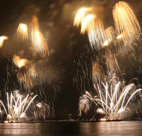 [Official] The ZEKKEI Fireworks Mt.Fuji 2025 - World Fireworks Expo